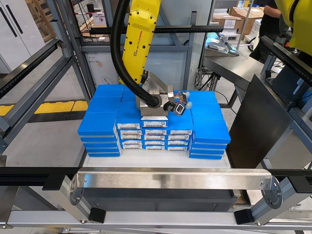 Cartridges: robotized loading at Lilly